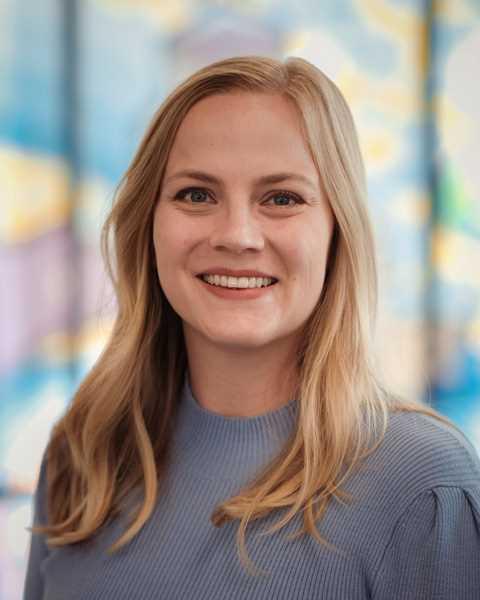 Dr. Laura Redman Zimny, MD - Hugo, MN - Pediatrics