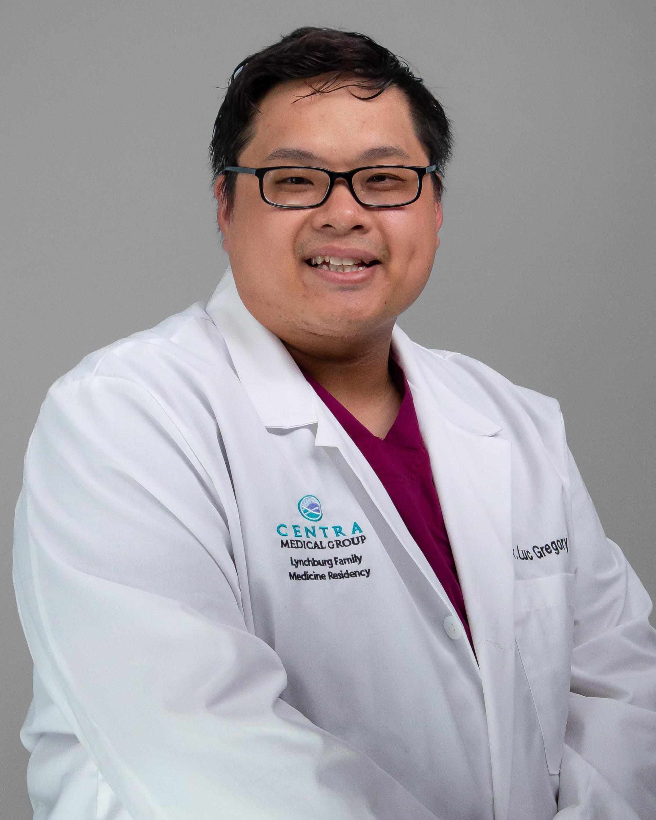Dr. Luc Tran, MD - Lynchburg, VA - Family Medicine