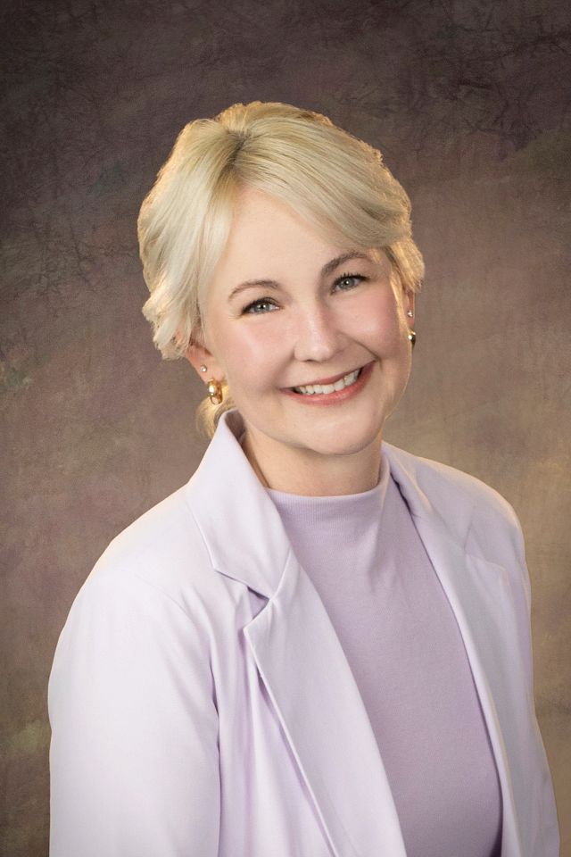 Amanda R Abegglen, APNP - Green Bay, WI - Counseling