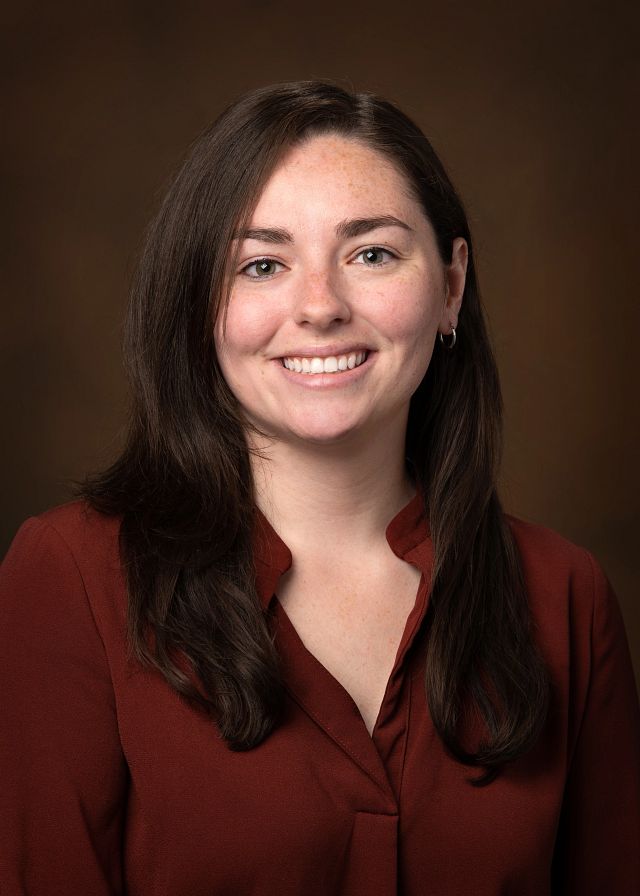 Shelby K Bernard, PA-C - La Crosse, WI - Hip and Knee Orthopedic Surgery