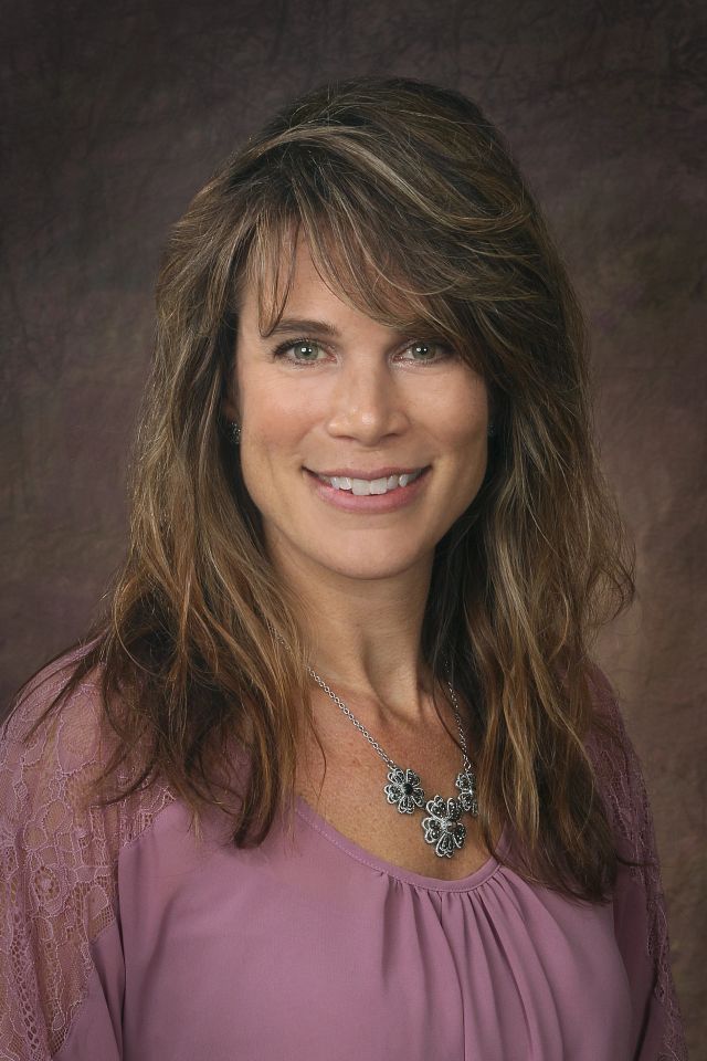 Gretchen A Ebelt, LCSW - De Pere, WI - Counseling