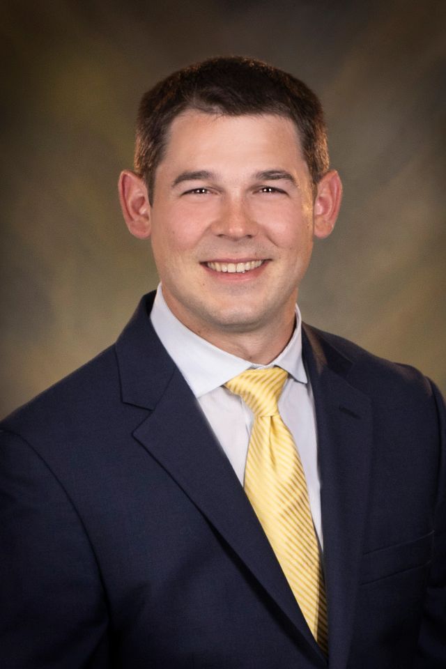 Dr. Daniel J Sjoquist, MD - Green Bay, WI - Hip and Knee Orthopedic ...