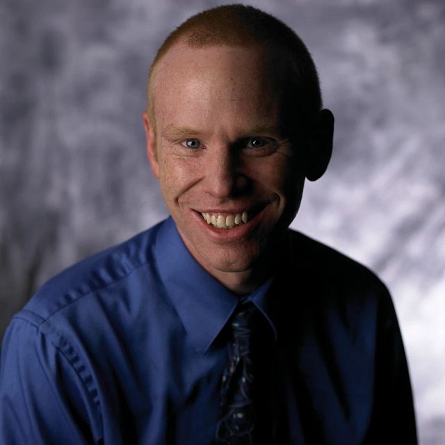 Dr. Matthew R Theado, MD - De Pere, WI - Pediatrics - Schedule Appointment