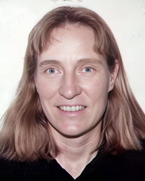 Dr. Shelly J Ahmann, MD - General Surgery